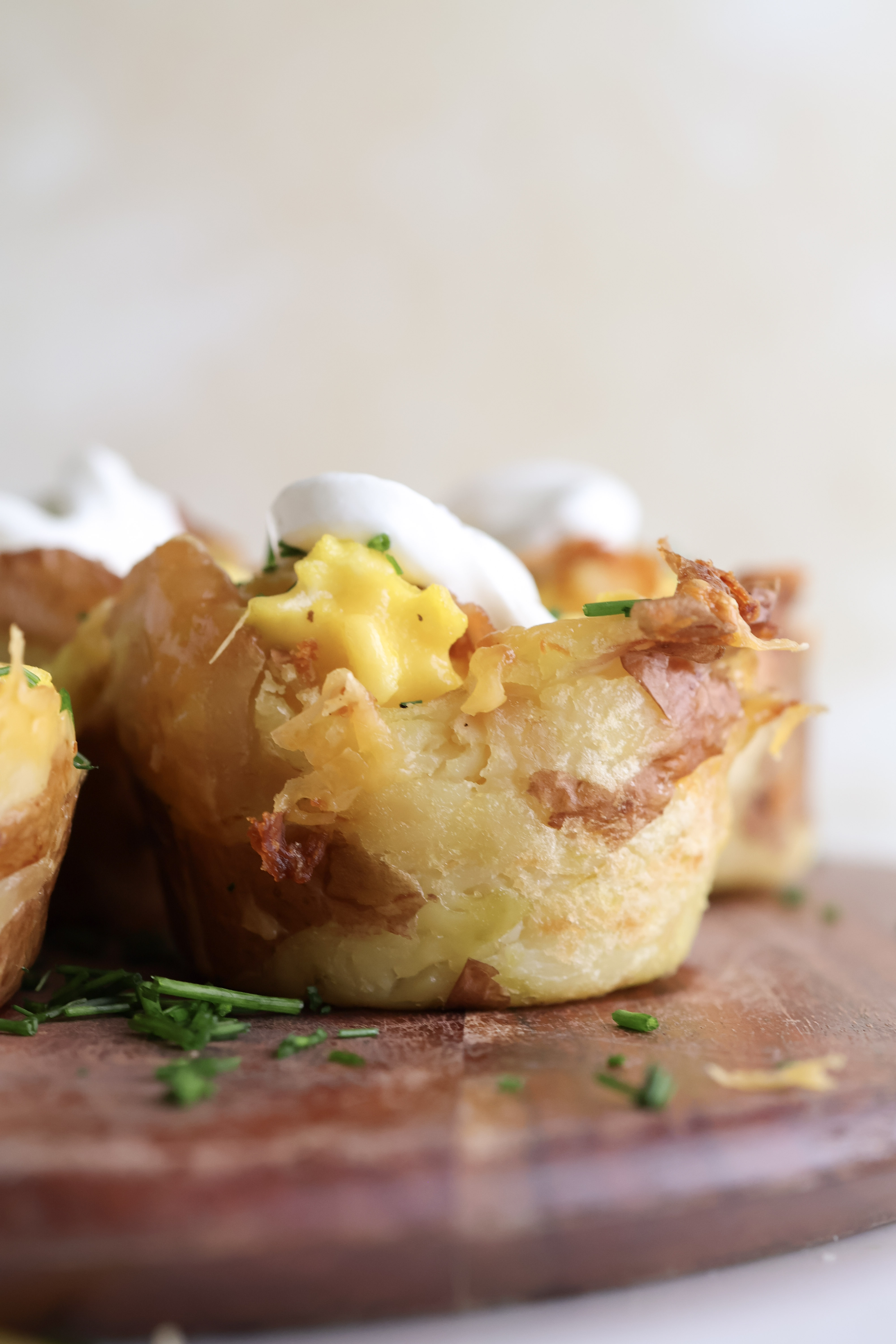 Cheesy Loaded Smashed Potato Breakfast Cups - The Recipe Press